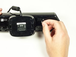 Microsoft Kinect Microphone Panel Replacement - iFixit