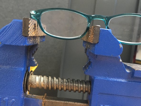 Eyeglasses Teardown - iFixit