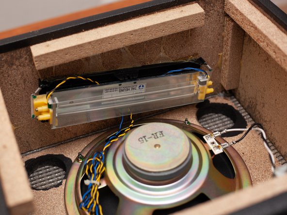 Fender Frontman 15r Reverb Tank Replacement - iFixit Repair Guide