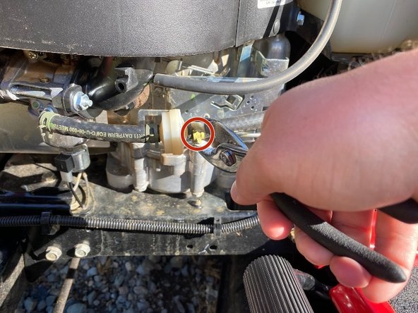 How to Replace a Pony 42 Troy-Bilt Riding Lawnmower Fuel Filter ...
