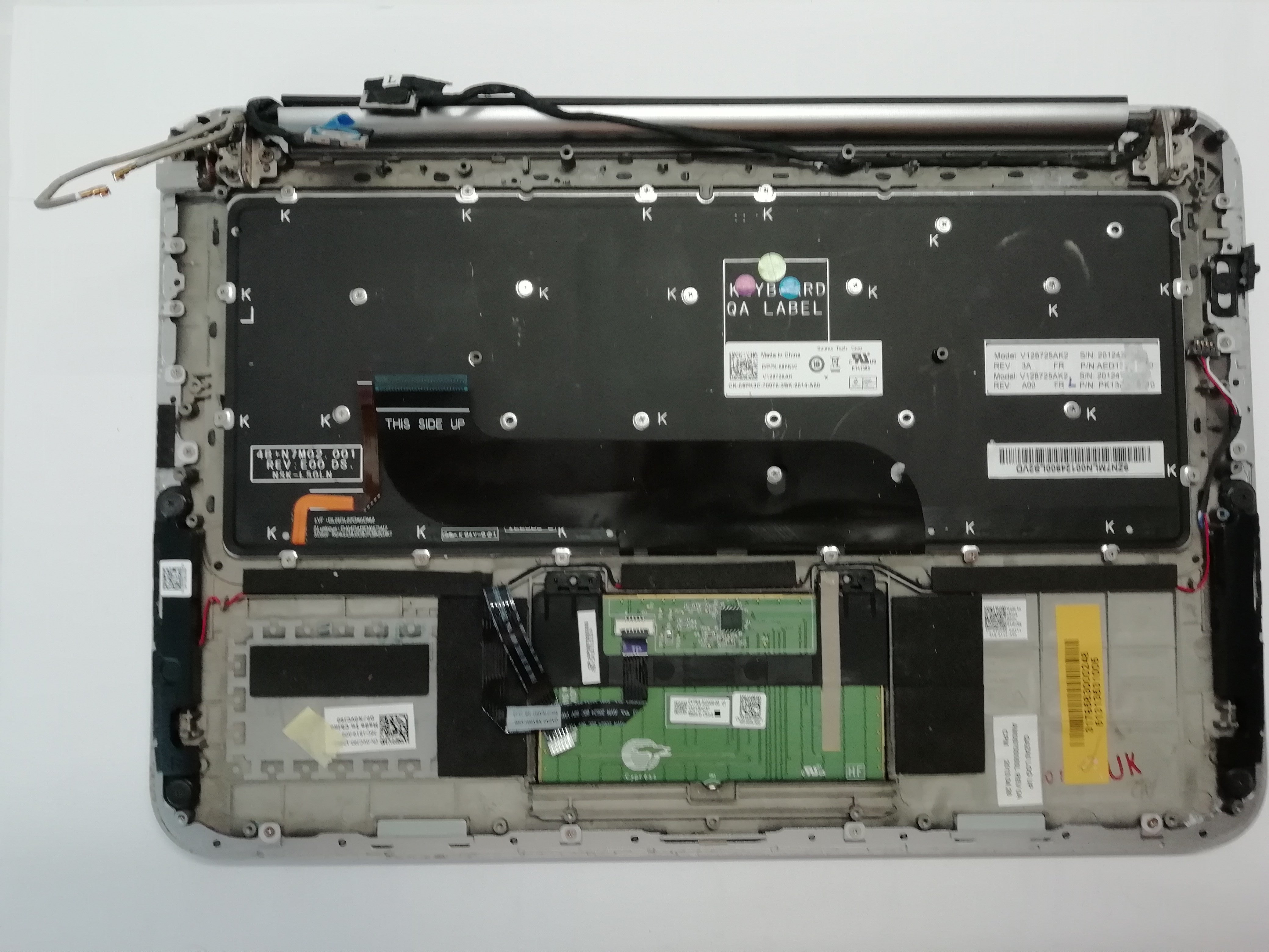 Replacement of the keyboard on a Dell XPS 12 9Q23 - iFixit Repair Guide