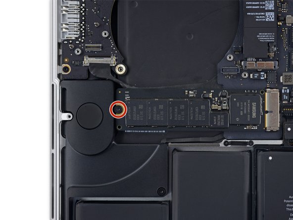 MacBook Pro 15" Retina Display Mid 2015 Battery Replacement - iFixit