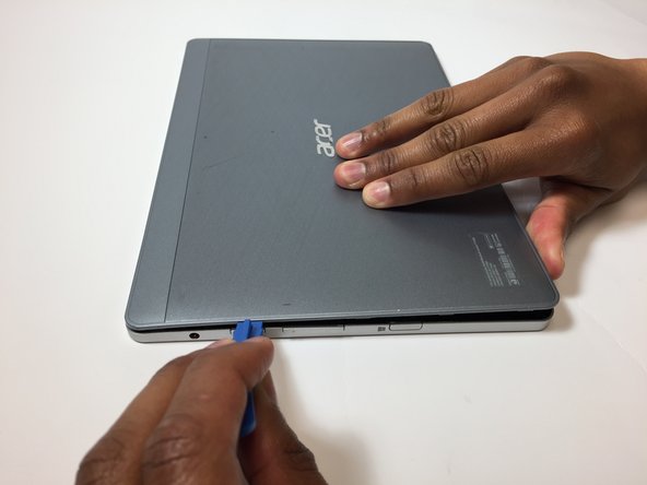 Acer Aspire Switch 10 SW5-012-18MY Motherboard Replacement - iFixit ...