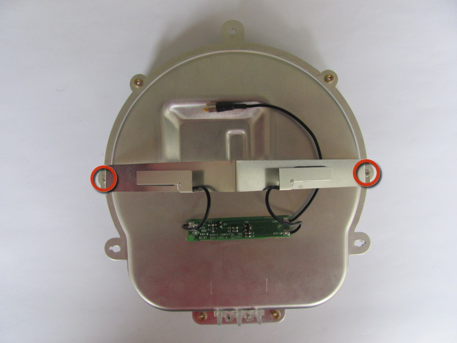 Apple AirPort Extreme Model A1034 Antenna Replacement - iFixit Repair Guide