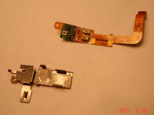 iPhone 3GS Proximity Sensor Ribbon Replacement - iFixit