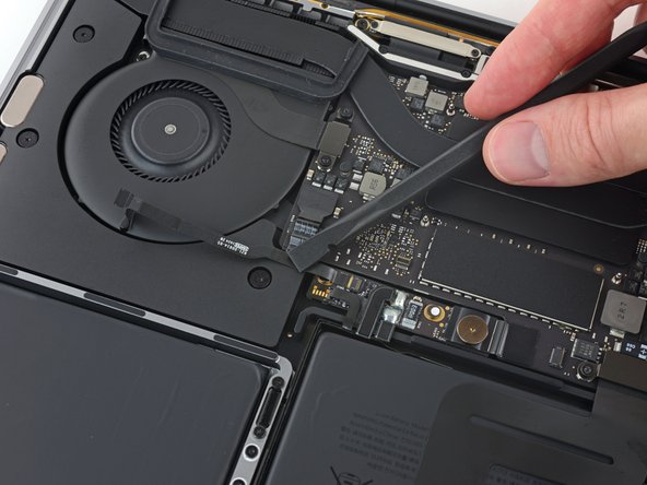 MacBook Pro 13" Function Keys Late 2016 Battery Replacement - iFixit