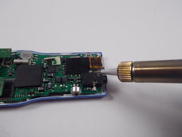 Sandisk Sansa m230 Series mp3 player USB Jack Replacement - iFixit