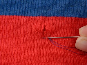How to Darn a Hole in a Knitted Garment - iFixit