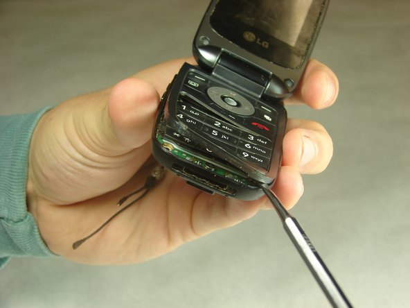 LG CU400 Hinge Replacement - iFixit Repair Guide