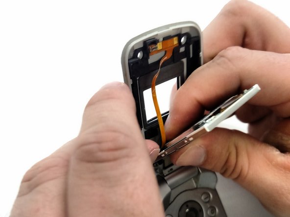 Sony Ericsson W300i Main Screen Replacement - iFixit Repair Guide