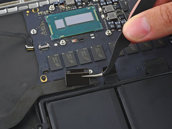 MacBook Pro 13" Retina Display Late 2013 Logic Board Replacement - iFixit Repair Guide