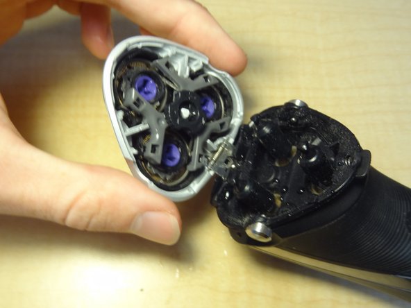 Philips Norelco Shaver Head Blade Replacement - iFixit Repair Guide