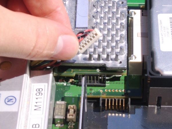 Disassembling the Compaq Armada 7800 - iFixit Repair Guide