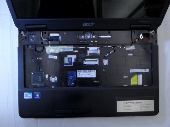 Acer Aspire 5734z-4836 Keyboard Replacement - iFixit Repair Guide