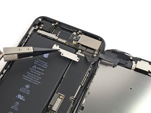 iPhone 7 Plus Taptic Engine Replacement - iFixit