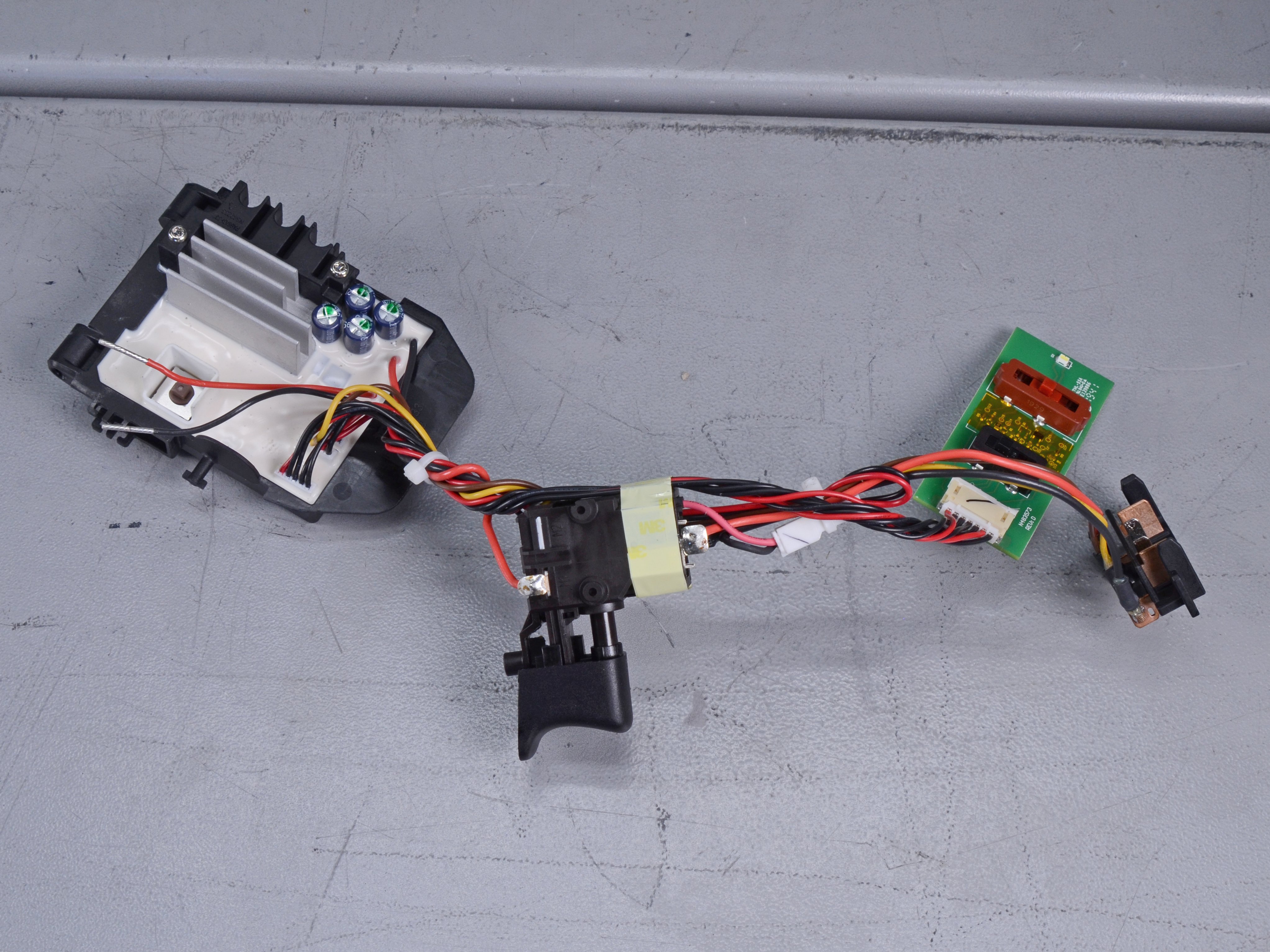 Dewalt Nailers DCN21PL 2018 Main Electronics Replacement - iFixit ...