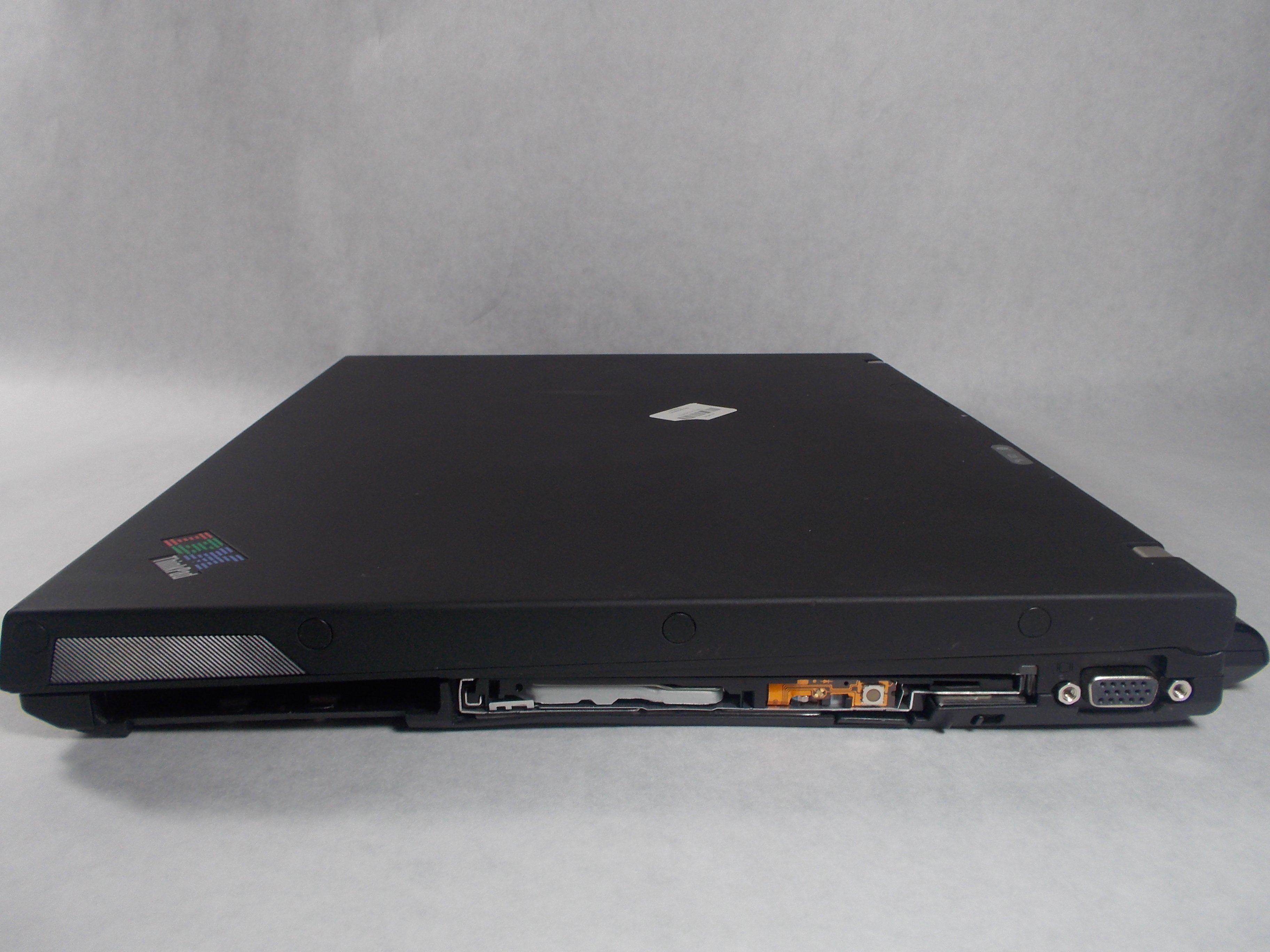 IBM ThinkPad T43 CD Drive Replacement - iFixit Repair Guide