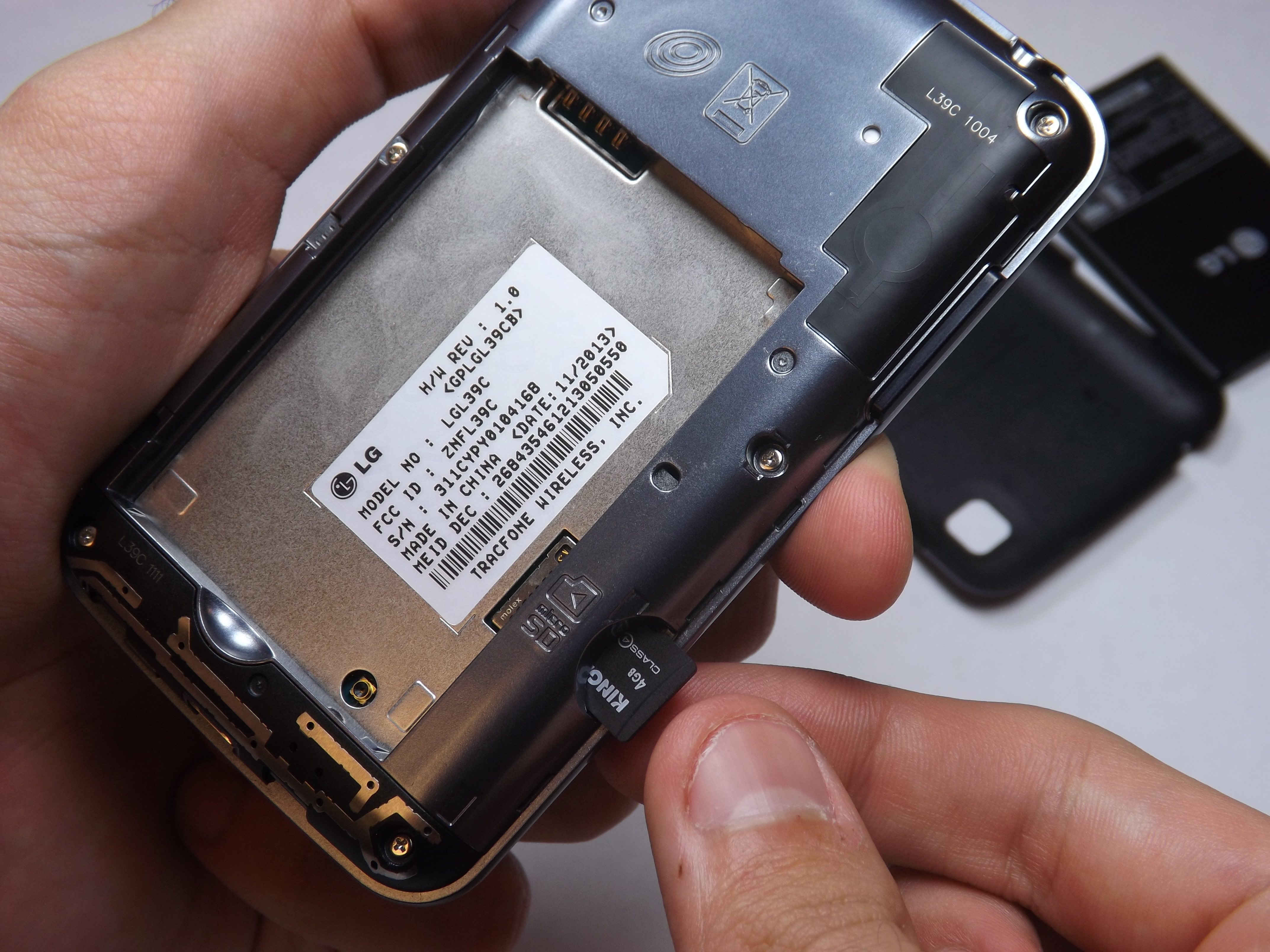 LG Optimus Dynamic II L39C Screen Replacement - iFixit