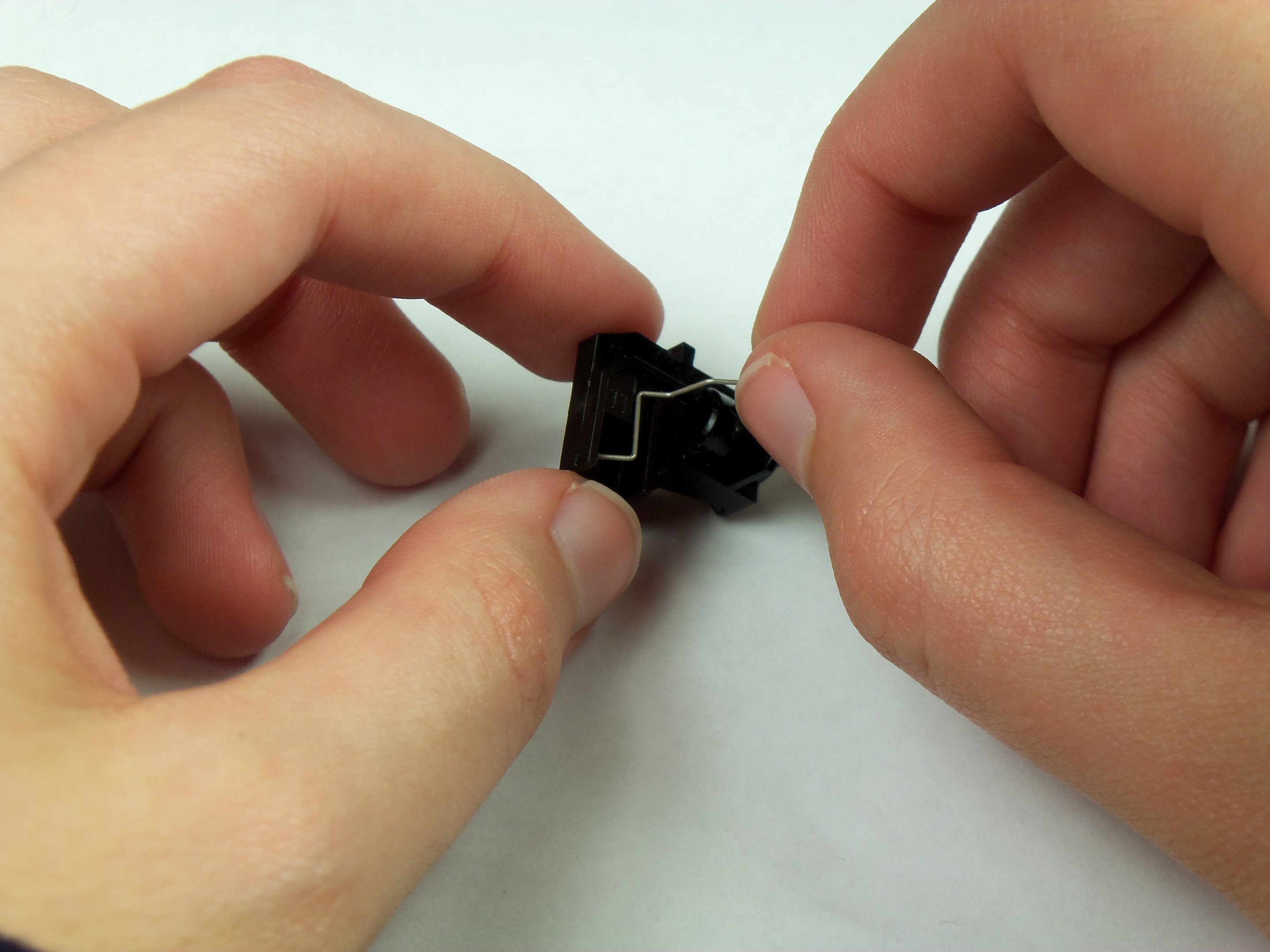 Logitech MBJ58 Mouse Resistance Spring Replacement - iFixit Repair Guide