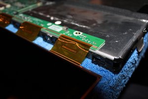 SOLVED: Damaged LCD top ribbon cable - iMac Intel 27" EMC 2390 - iFixit