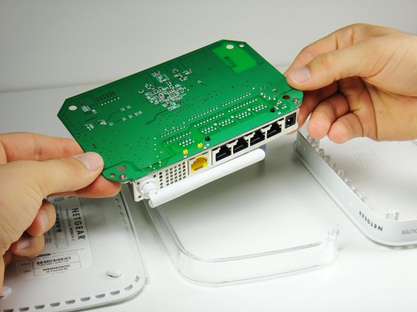 Netgear WGR614v9 Antenna Replacement - iFixit Repair Guide