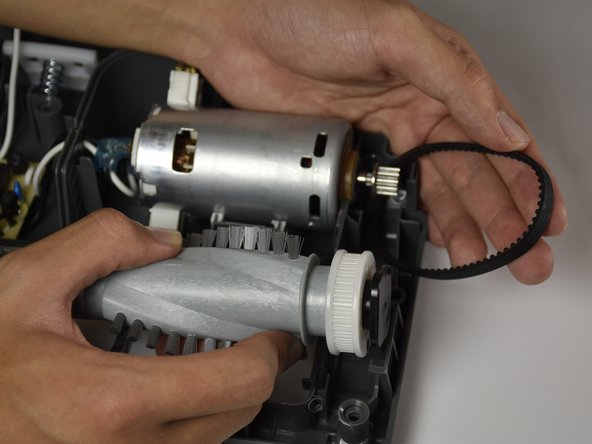 Shark Navigator Lift-Away Deluxe NV360 Roller Brush Replacement - iFixit