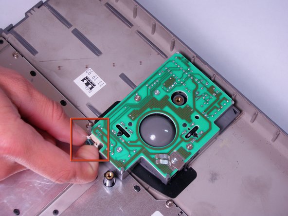 Macintosh PowerBook 165c Trackball Replacement - iFixit Repair Guide