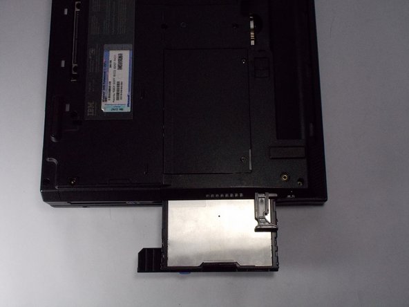 Disassembling IBM ThinkPad A30 Motherboard - iFixit