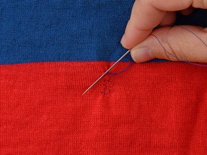 How to Darn a Hole in a Knitted Garment - iFixit
