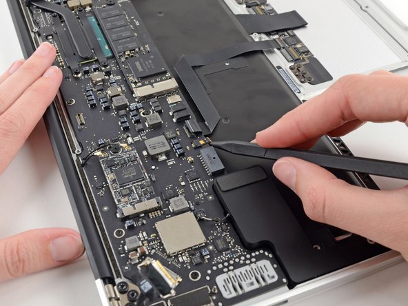 MacBook Air 13" Early 2015 Upper Case Replacement - iFixit Repair Guide