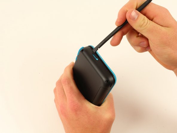 New Nintendo 2DS XL Battery Replacement - iFixit Repair Guide