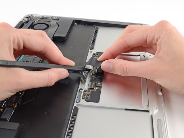MacBook Air 13" Early 2014 Trackpad Replacement - iFixit