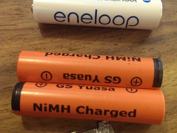 Philips Norelco BG2040/34 BodyGroom 7100 Battery Replacement - iFixit