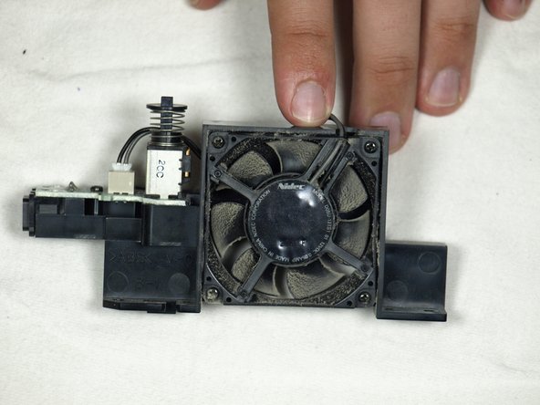 Nintendo GameCube Fan replacement for cleaning - iFixit Repair Guide