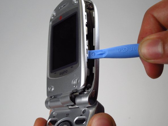 Sanyo SCP-8100 Camera Replacement - iFixit