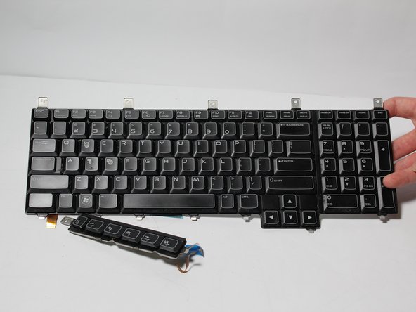 Alienware M18x Keyboard Replacement - iFixit Repair Guide