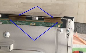 Black Thick Vertical line on Center of LCD Screen... - Samsung ...