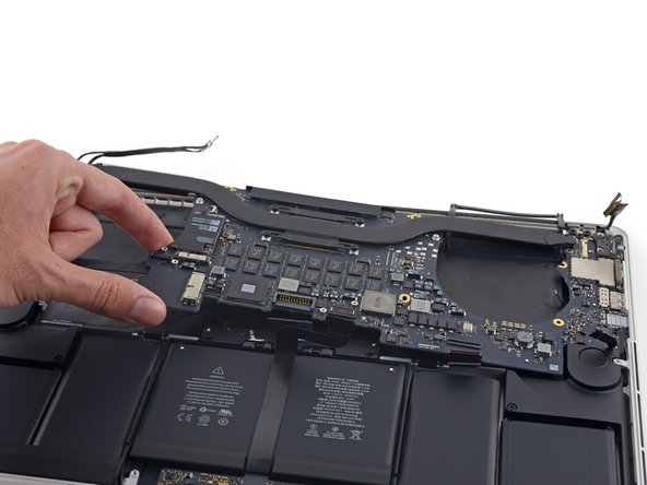 MacBook Pro 15" Retina Display Mid 2015 Battery Replacement - iFixit