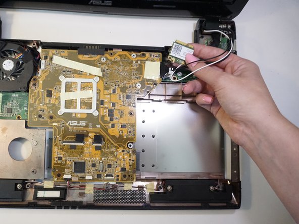 ASUS U52F-BBG6 Wi-Fi Chip Replacement - iFixit