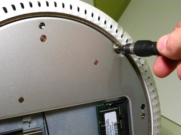 iMac G4 17" Model M9168LLA Hard Drive Replacement - iFixit Repair Guide