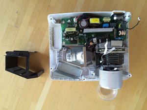 Replacing BenQ MP512ST Projector Central Fan - iFixit