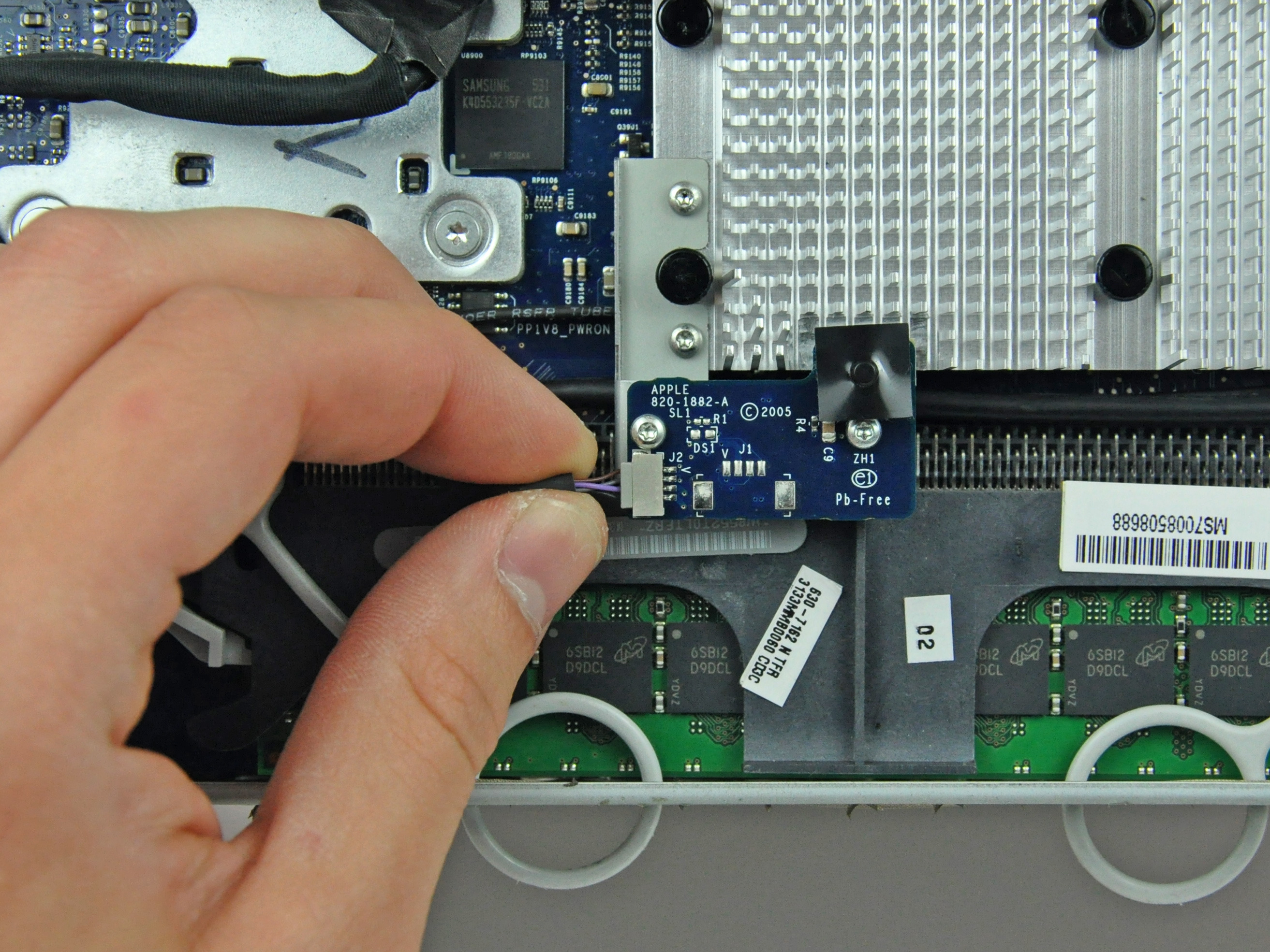 iMac G5 20" Model A1145 IR Board Replacement - iFixit Repair Guide