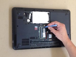 Compaq Presario CQ58 RAM Memory Replacement - iFixit