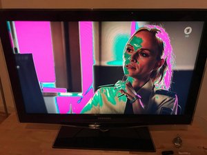 Samsung tv turned purple - Television - iFixit