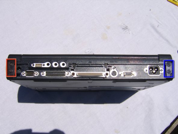 Disassembling the Compaq Armada 7800 - iFixit Repair Guide