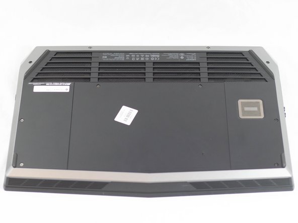 Alienware 17 R3 Battery Replacement - iFixit Repair Guide