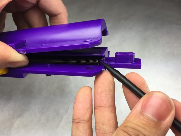 Koosh Vortex Tornado Loading Spring Replacement - iFixit Repair Guide