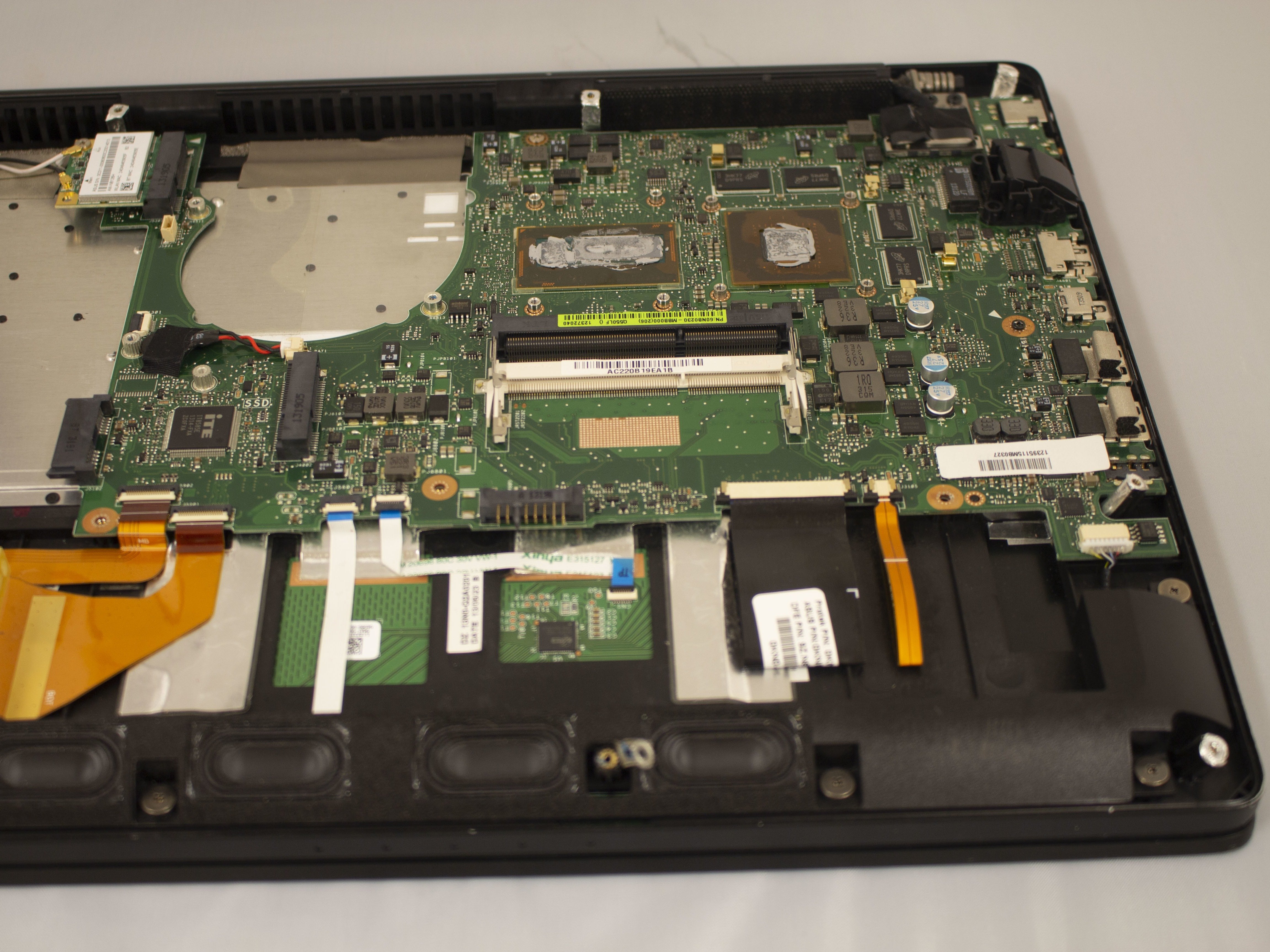 Asus Q550LF-BBI7T07 MotherBoard Replacement - iFixit Repair Guide