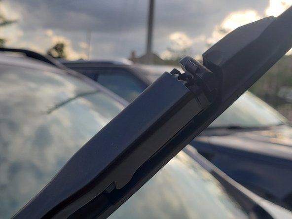 2017 Ford Escape Wiper Blades Replacement - iFixit Repair Guide