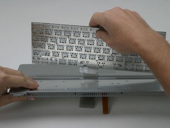 PowerBook G4 Aluminum 15" 1-1.5 GHz Keyboard Replacement - iFixit